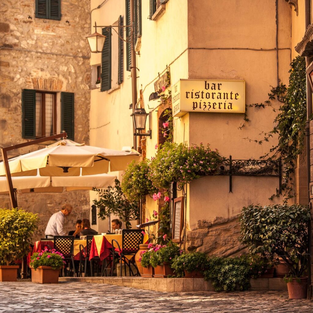 Summer Italian Buzz - Fondazione Italia